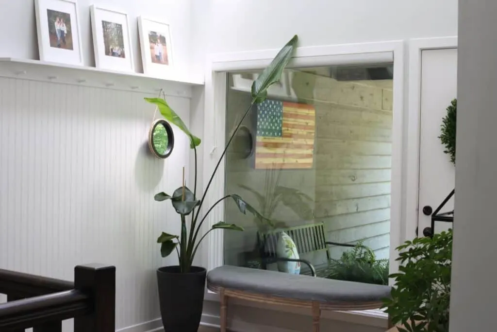 Benjamin Moore Paper White