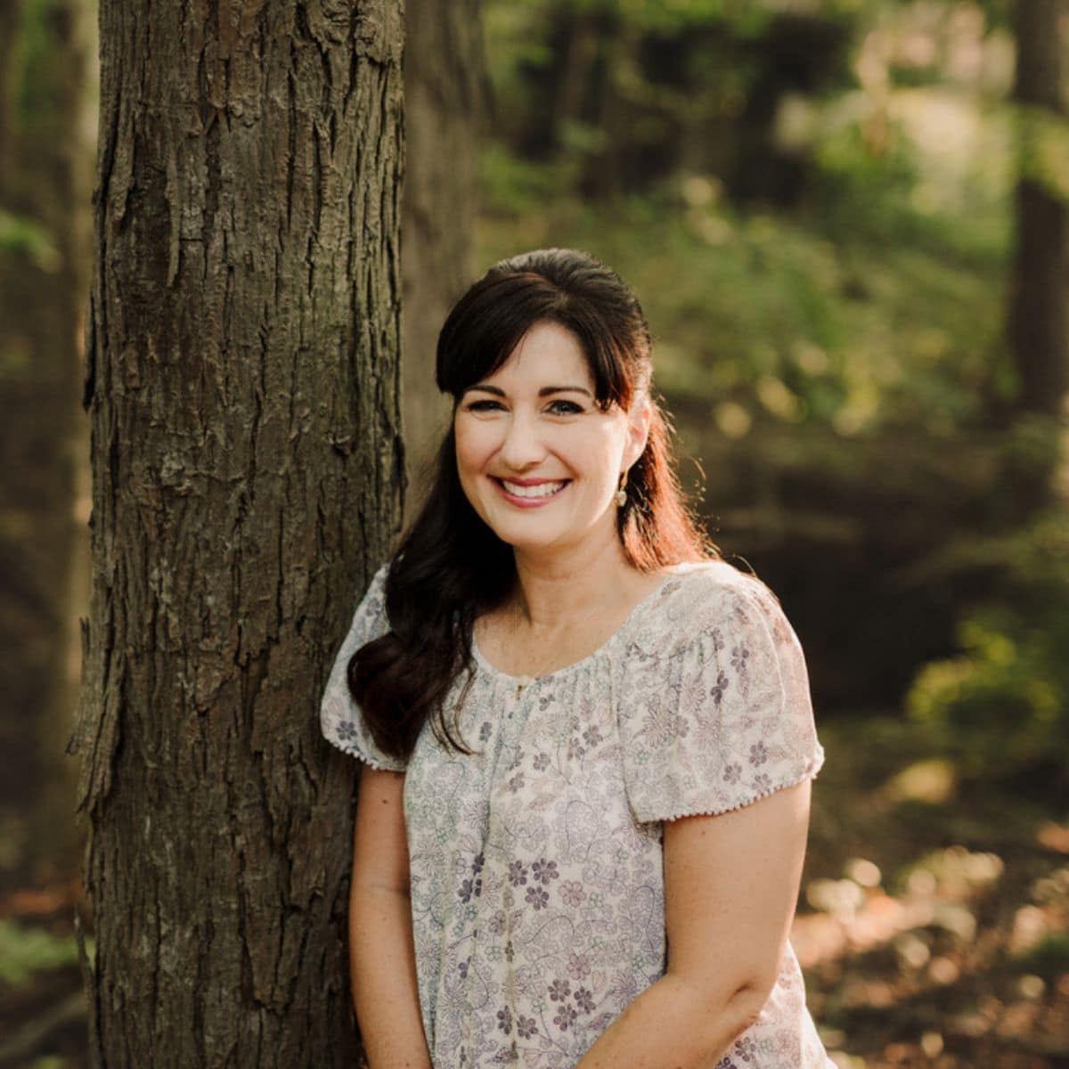 How to Choose the Right Bedside Table Height