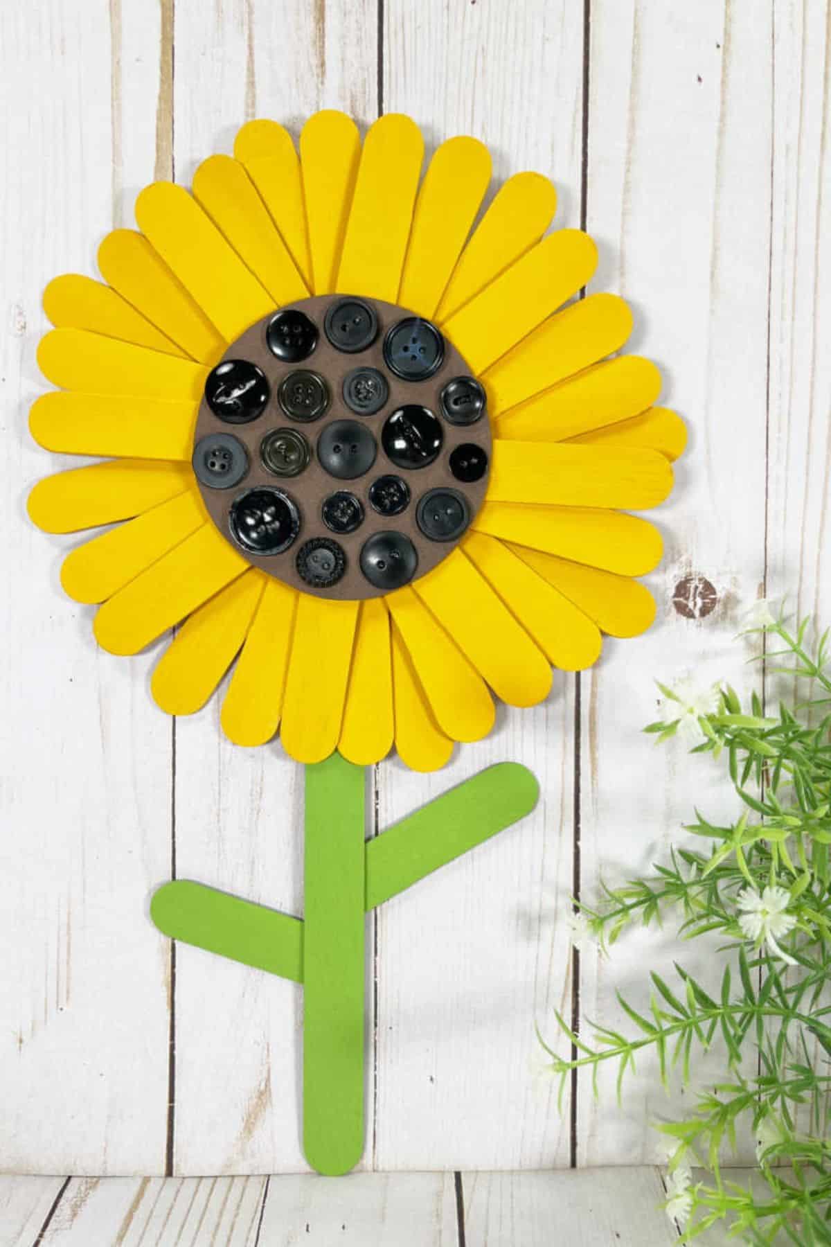 Savor the Season with These Fun Summer Crafts